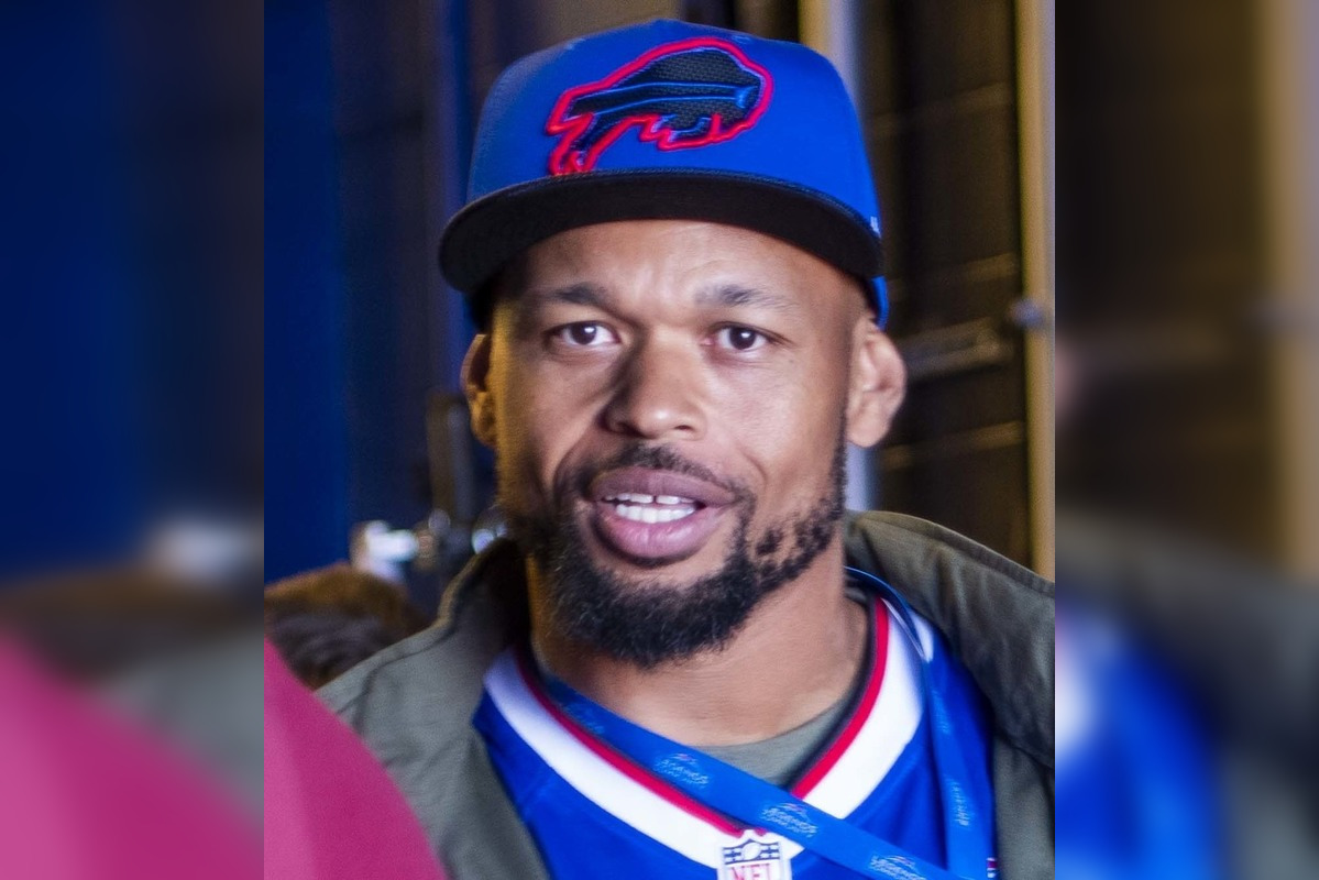 Ryder Noche Named NFL Flag Player of the Year, Lorenzo Alexander