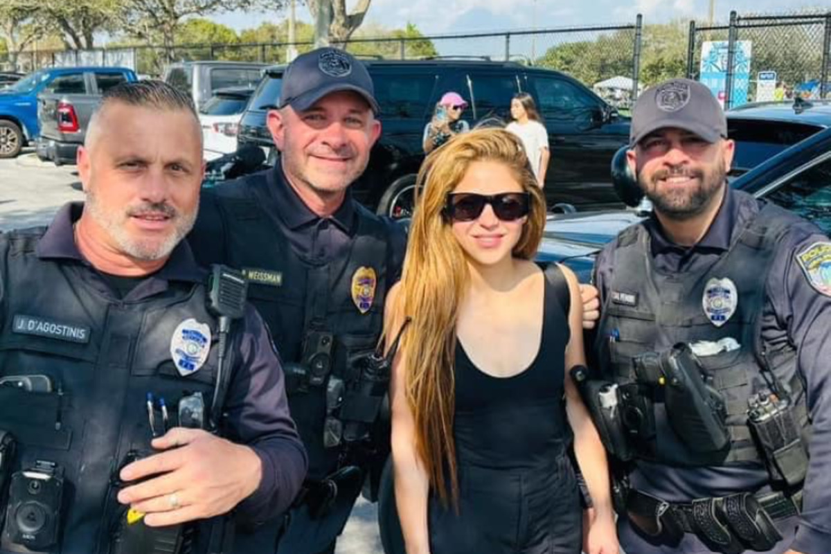 Shakira Surprises Coral Springs Police, Embraces Community Spirit