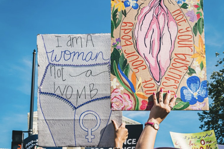 Vice Prez Harris in Savannah Scuffle: Wages War on Wombs with