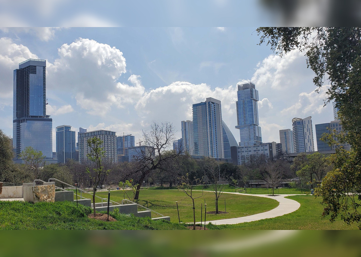 Austin Celebrates Revamped Duncan Neighborhood Park with Public