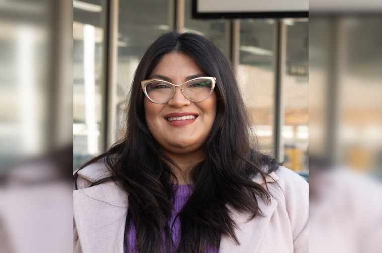 Bernie Sanders Endorses Chicago Teachers Union Organizer in Fight for