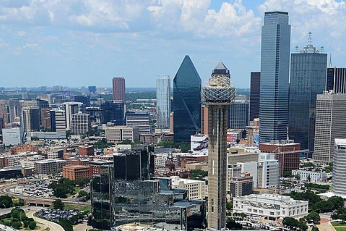 Dallas Braces for Spring Weather Whiplash From Sunny Highs to