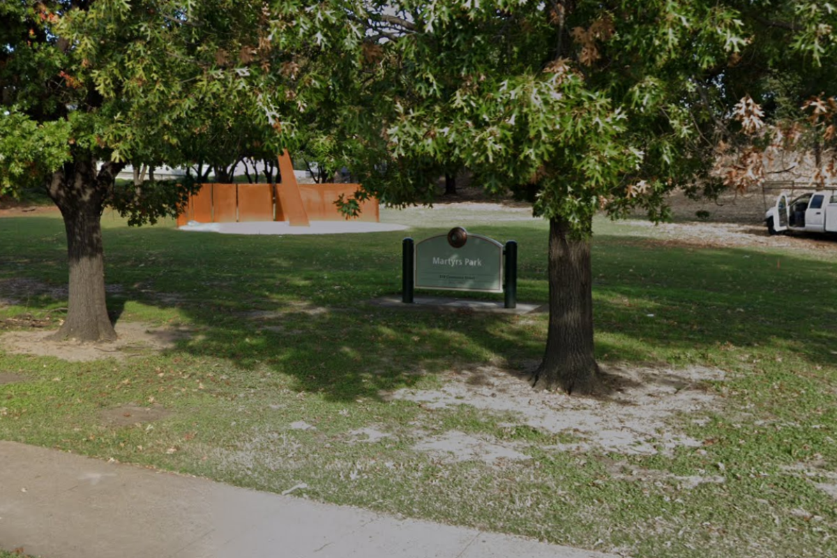 Dallas Reveals 'Shadow Lines' Sculpture in Martyrs Park, Commemorating