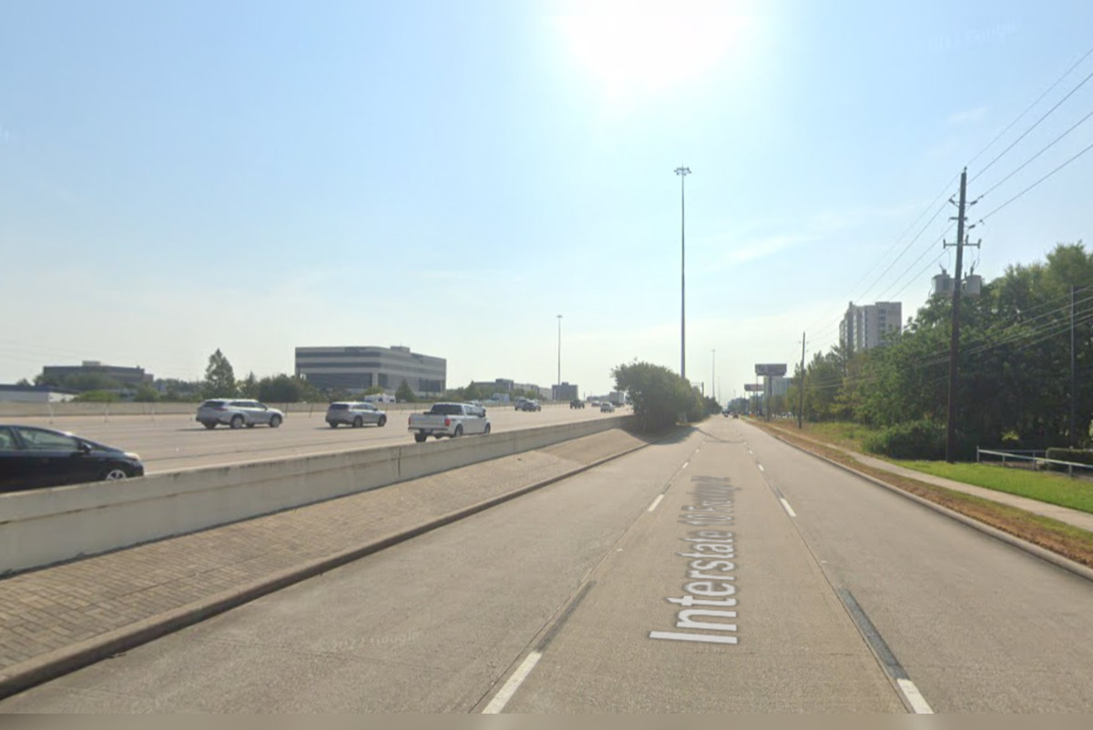 Houston Police Investigate Fatal Crash on Katy Freeway That Left One