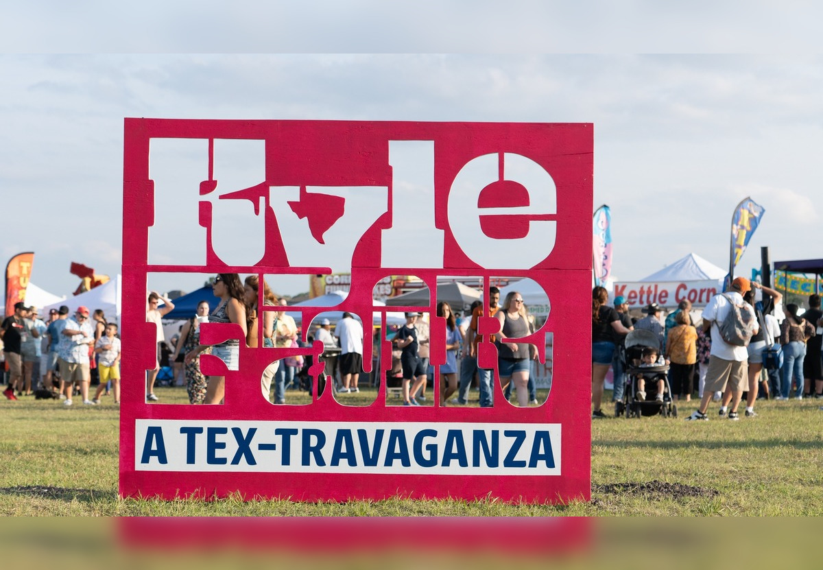 Kyles Converge In Kyle Texas Aiming To Break World Record At Annual