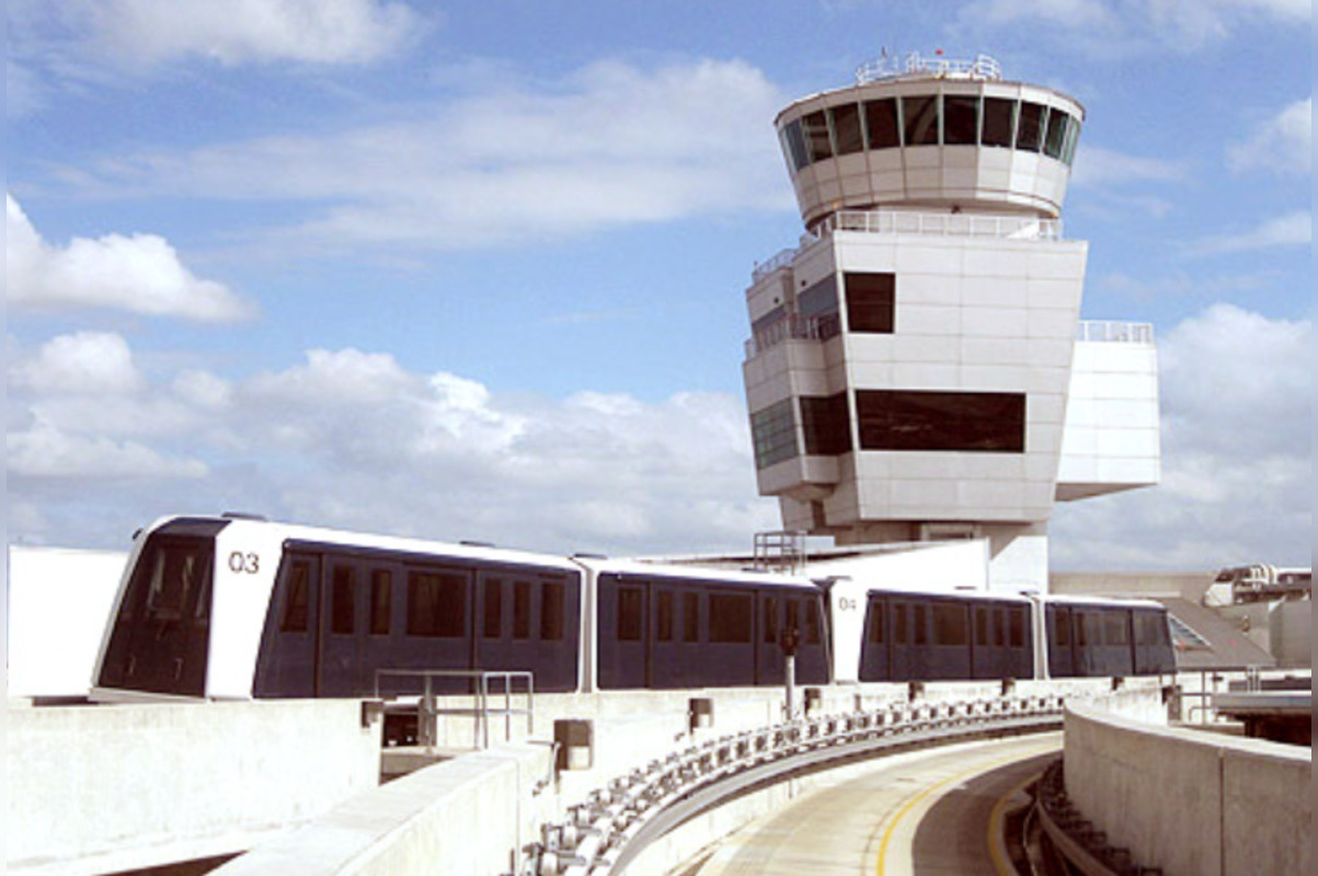 Miami International Airport Skytrain Back on Track: Three Stations