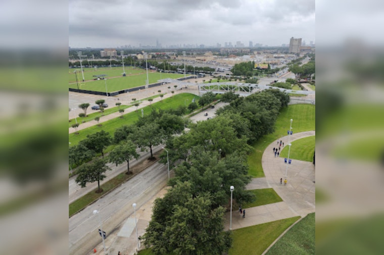 Partly Sunny Skies with Steady Breezes Forecasted for Houston,