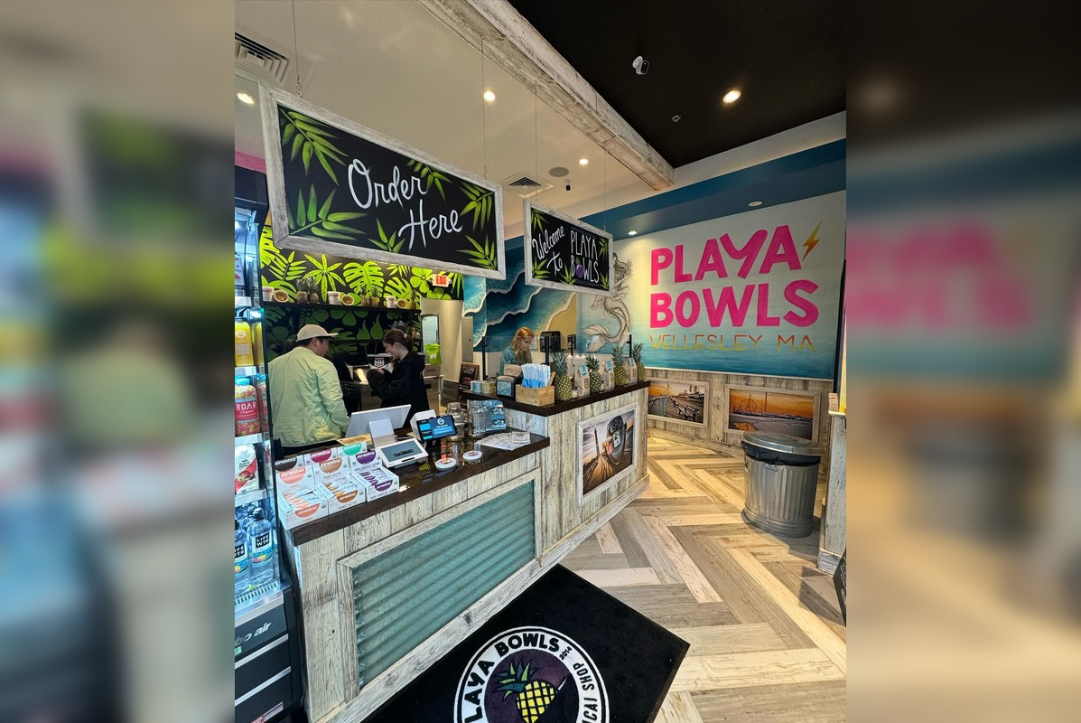 Playa Bowls Brings Beach Flavors to Boston Suburbs with New Wellesley