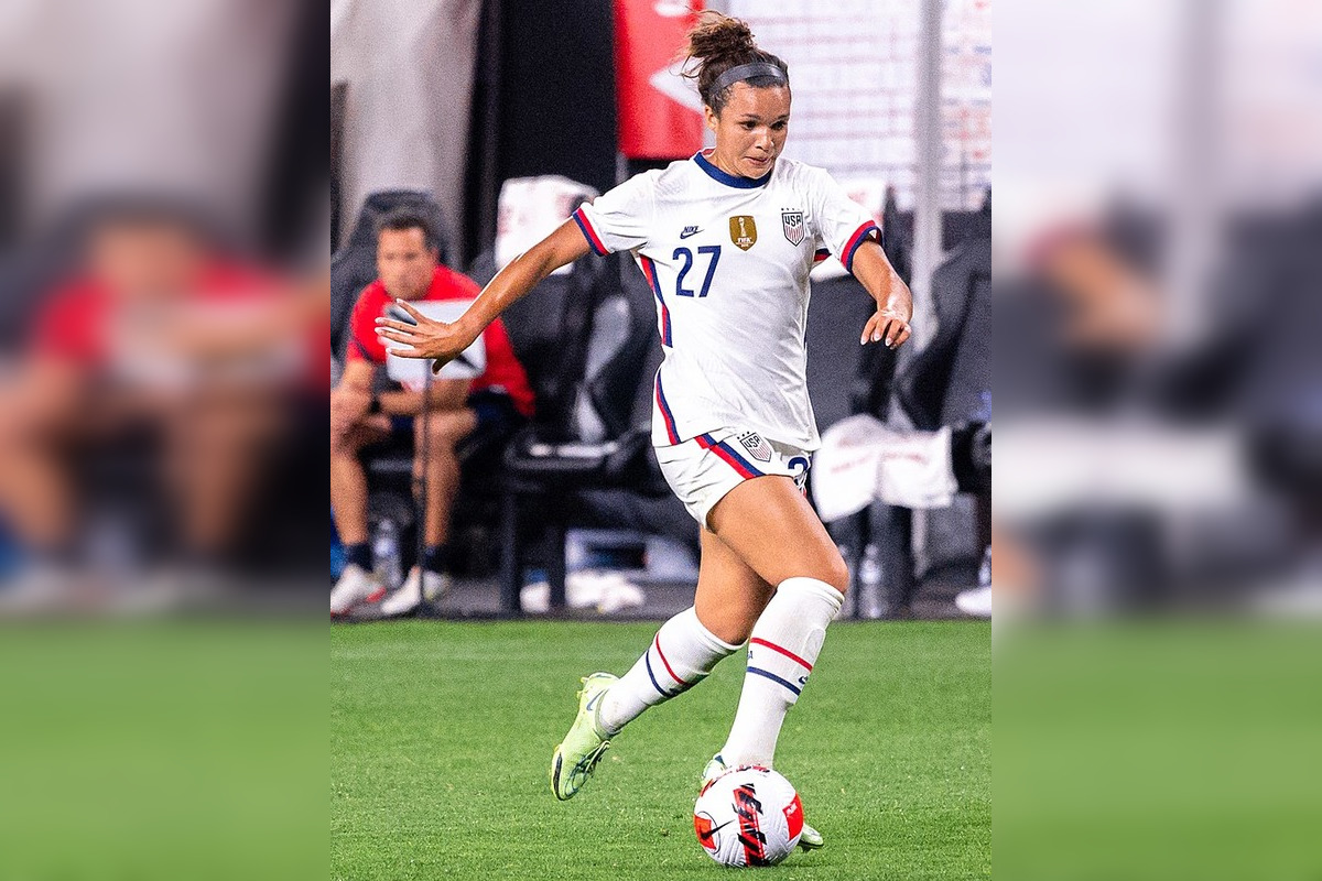 Portland Thorns' Sophia Smith Clinches Record-Breaking Deal, Becomes
