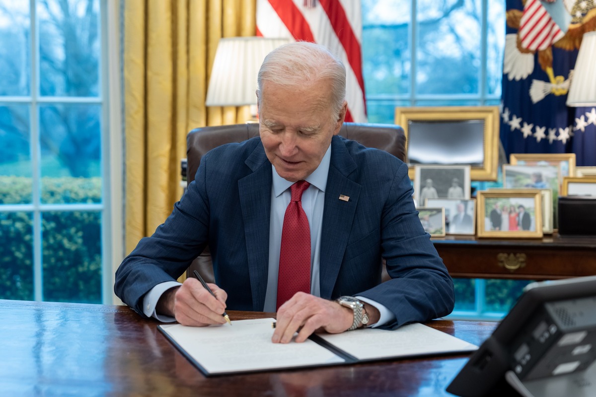 President Biden Signs Executive Order Highlighting Women's History in
