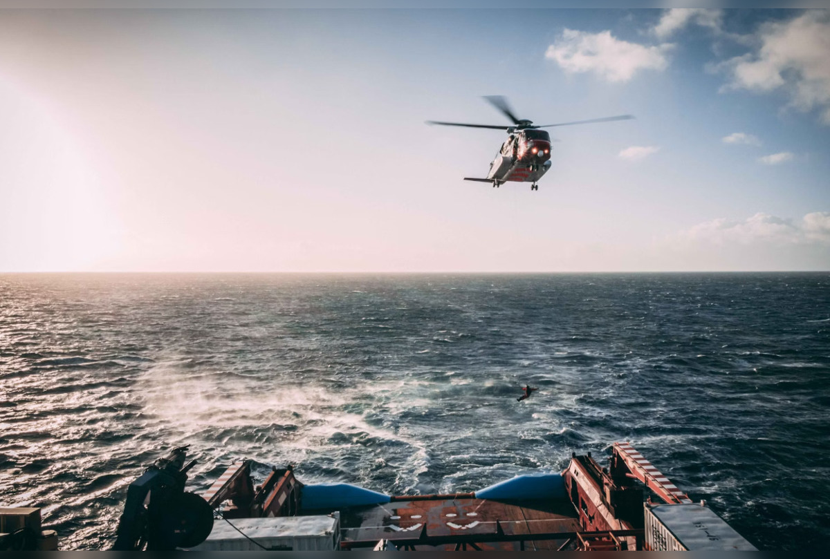 Search Intensifies for Massachusetts Marine Swept Out to Sea in Puerto
