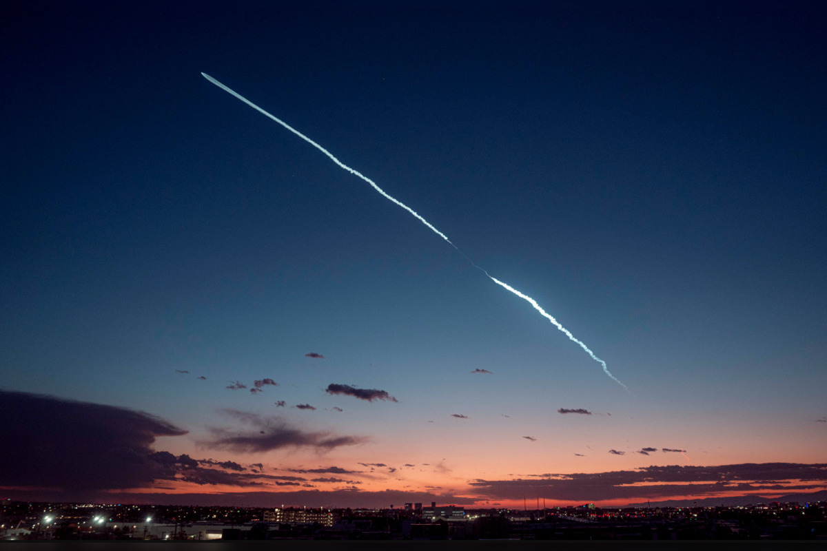 SpaceX Falcon 9 Rocket Launch Lights Up Phoenix Sky, Propelling 22