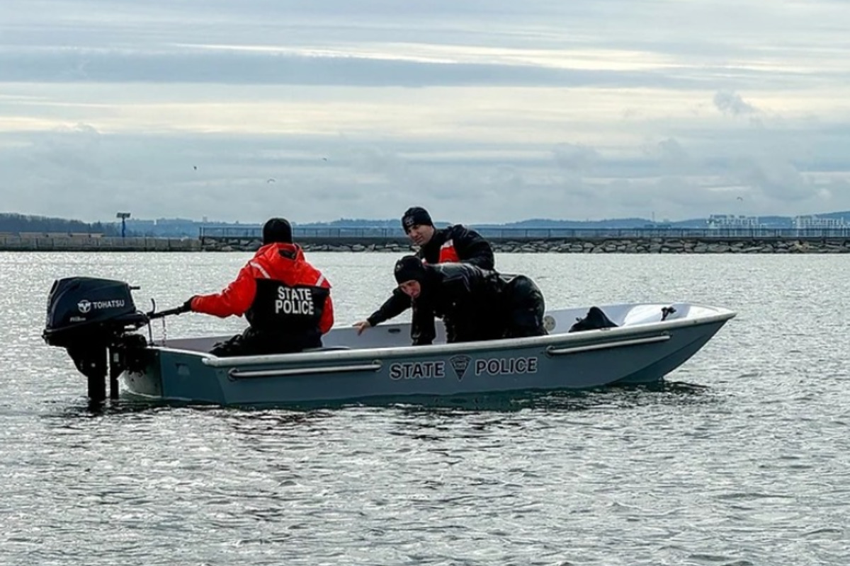 State Police Divers Recover Body from Charles River in Boston Amidst