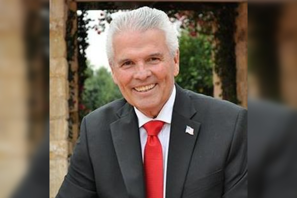 Surprise Mayor Skip Hall Hosts Final State of the City with Multimedia