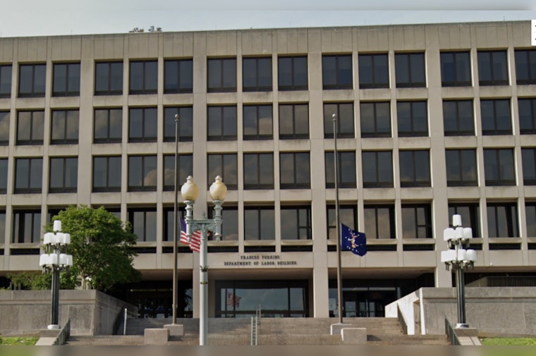 U S Economy Adds 275 000 Jobs In February Keeping Unemployment