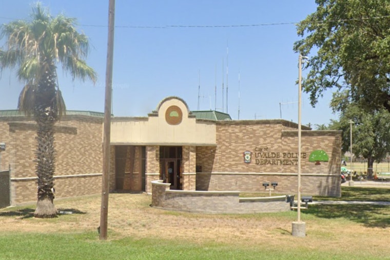 Uziyah Garcia's Dad Leads Time-Synced Uvalde Protest As City Cops