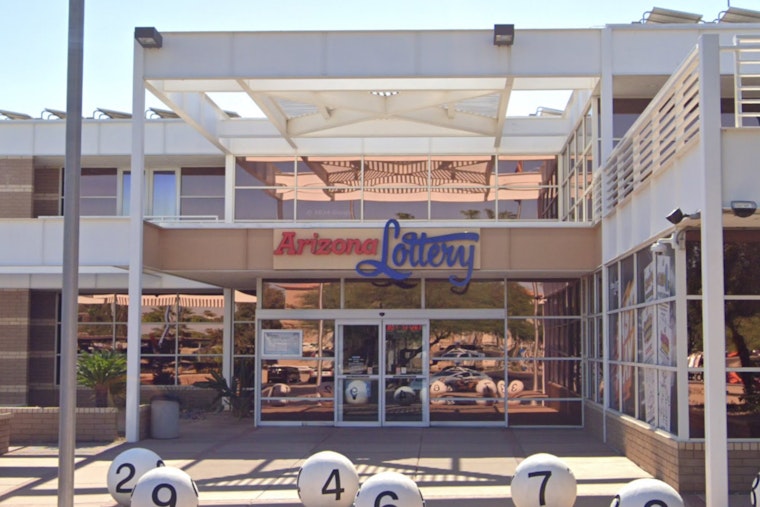 Arizona Celebrates as Local Resident Wins $1 Million Powerball Prize,