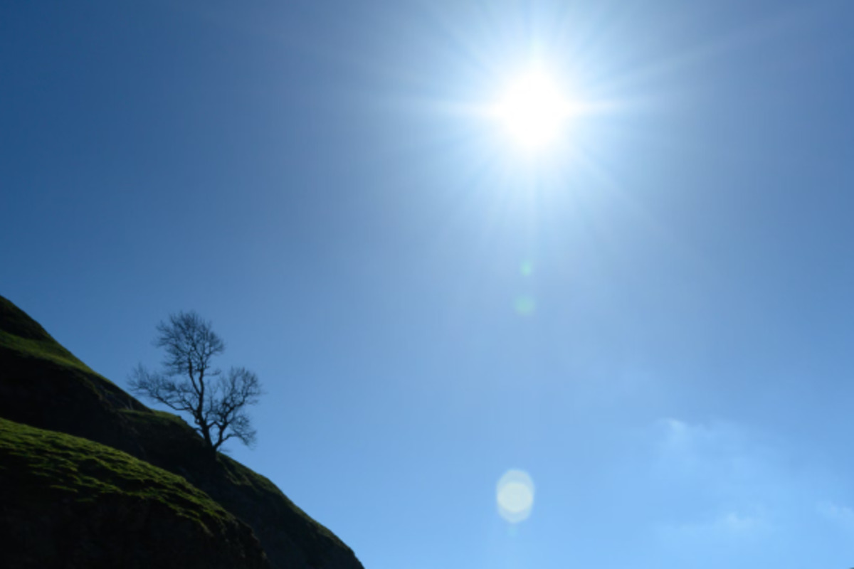 Boston to Enjoy Sunshine Before Cooler Midweek and Possible Weekend