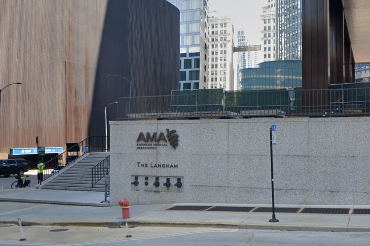 Chicago Healthcare Workers Urge AMA to Address Gaza Conflict With Same