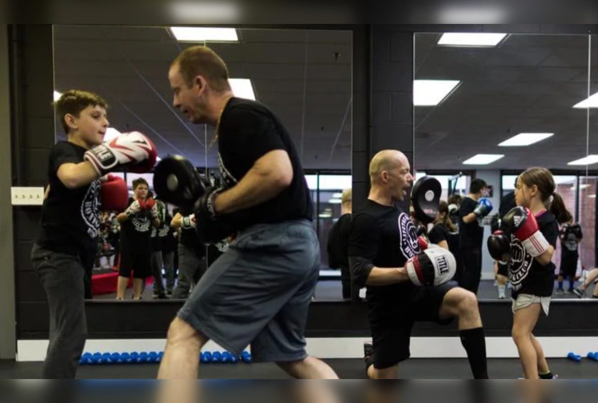 Chicago's LifeTough Kids Boxing Club Hosts Empowering Safety Seminar