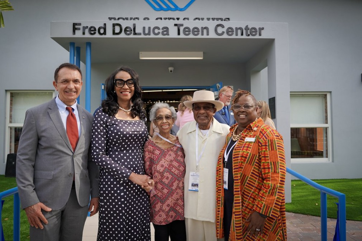 Fred DeLuca Teen Center Opens in Fort Lauderdale, Bolsters Support for