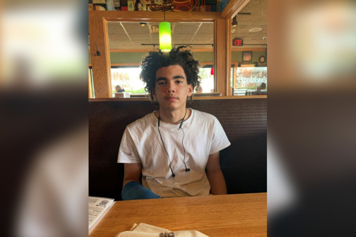 Philadelphia Police Seek Help to Locate Endangered Missing Teen Jayden