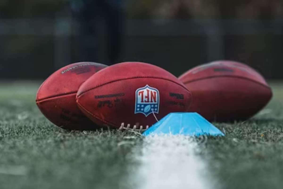 Jeremiah Trotter Jr. Joins Eagles in Echo of Father's Triumph, Roseman