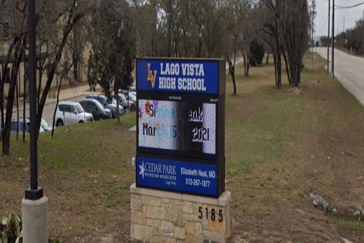 Lago Vista ISD Confronts Backlash Over Unvetted Volunteer Coach