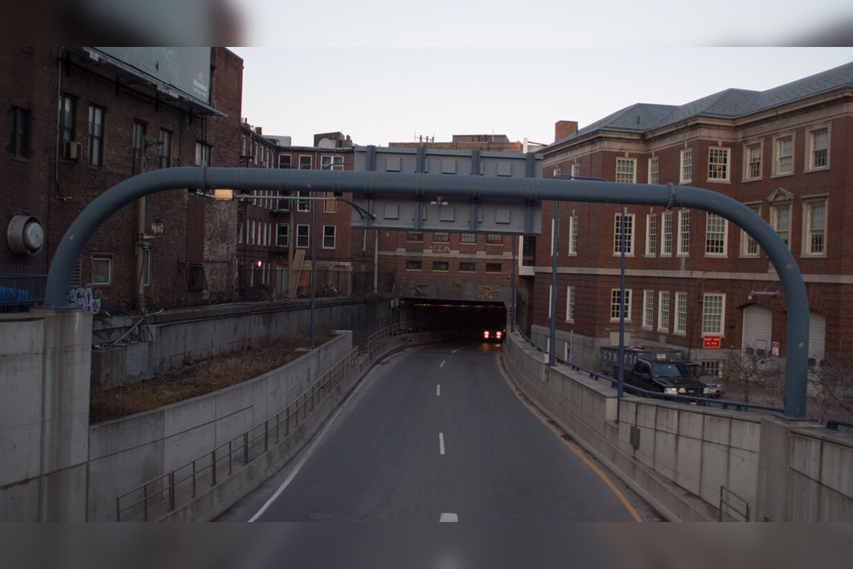 MassDOT to Enhance Sumner Tunnel Signage in Boston After Series of