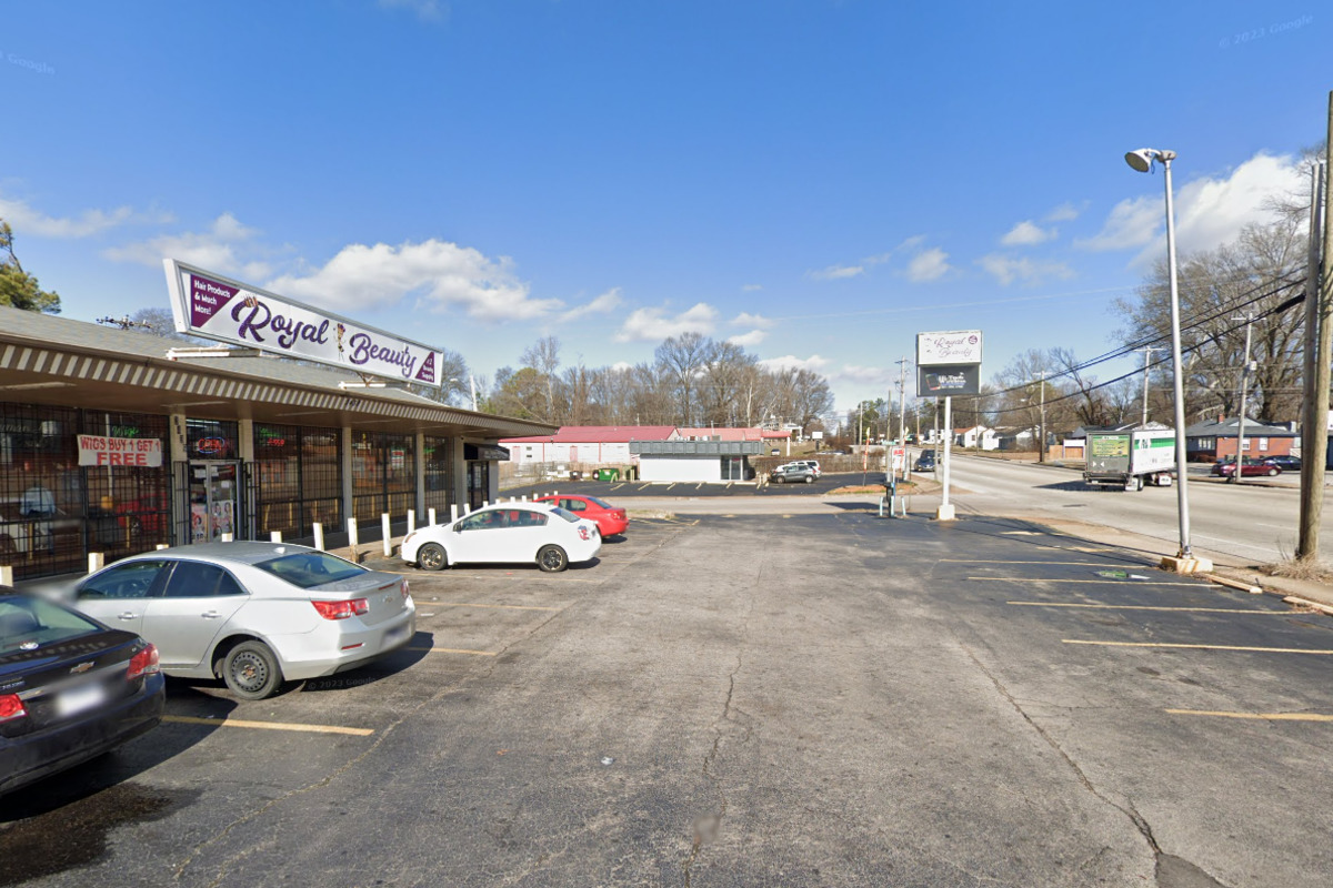 Memphis Police Investigate Fatal Shooting in Frayser, Authorities Seek