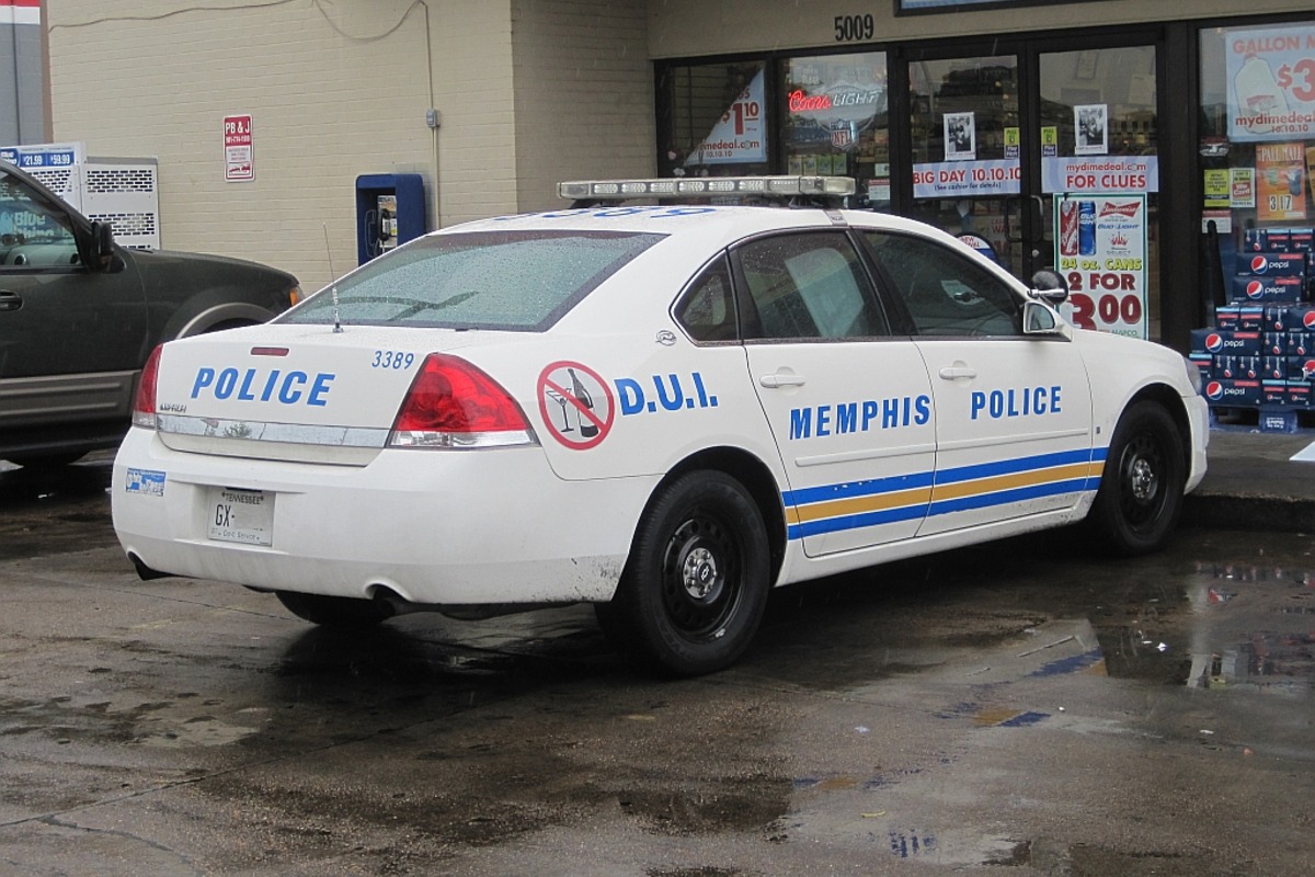 Memphis Police Officer and Suspect Dead After Southwest Memphis