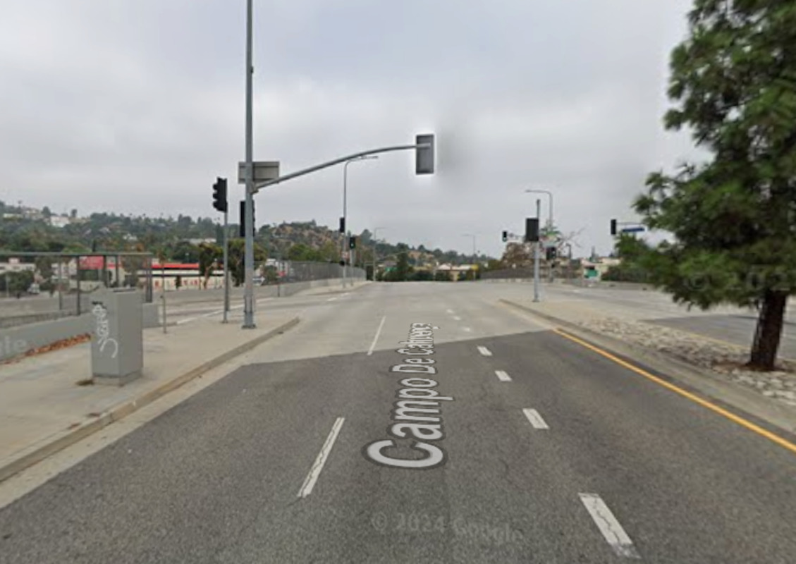 One Dead in Multiple-Vehicle Collision on LA's 101 Freeway During Rush