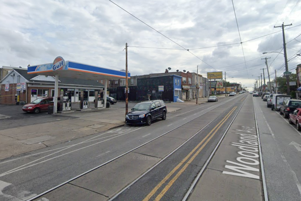 Philadelphia Police Seek Two Suspects Following Armed Robbery at