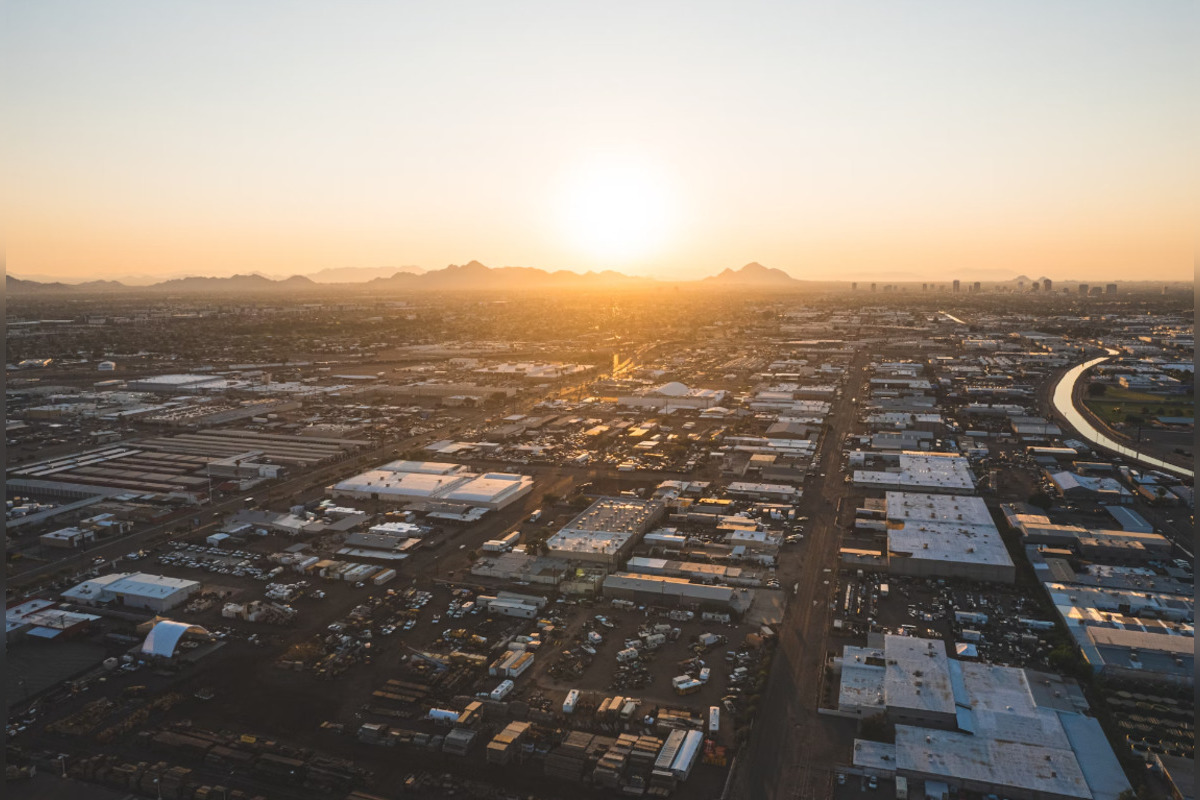Phoenix Braces for Week of Soaring Temperatures with Gusts Up to 25