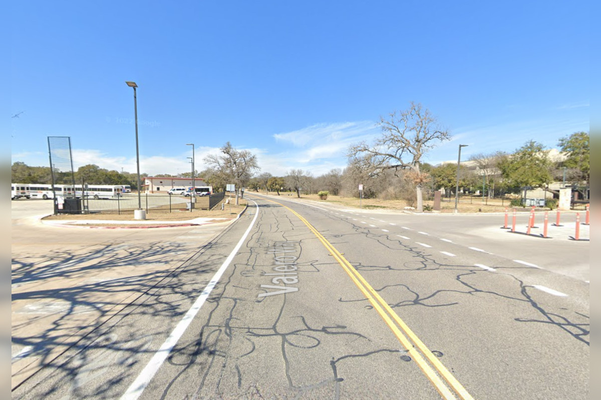 Protesters Accuse Valero of Fueling Israeli Military, Rally at San