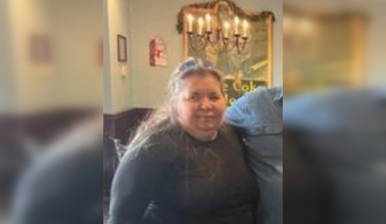 Public's Help Sought in Chicago to Find Missing Woman Debra Perrault Public's Help Sought in Chicago to Find Missing Woman Debra Perrault