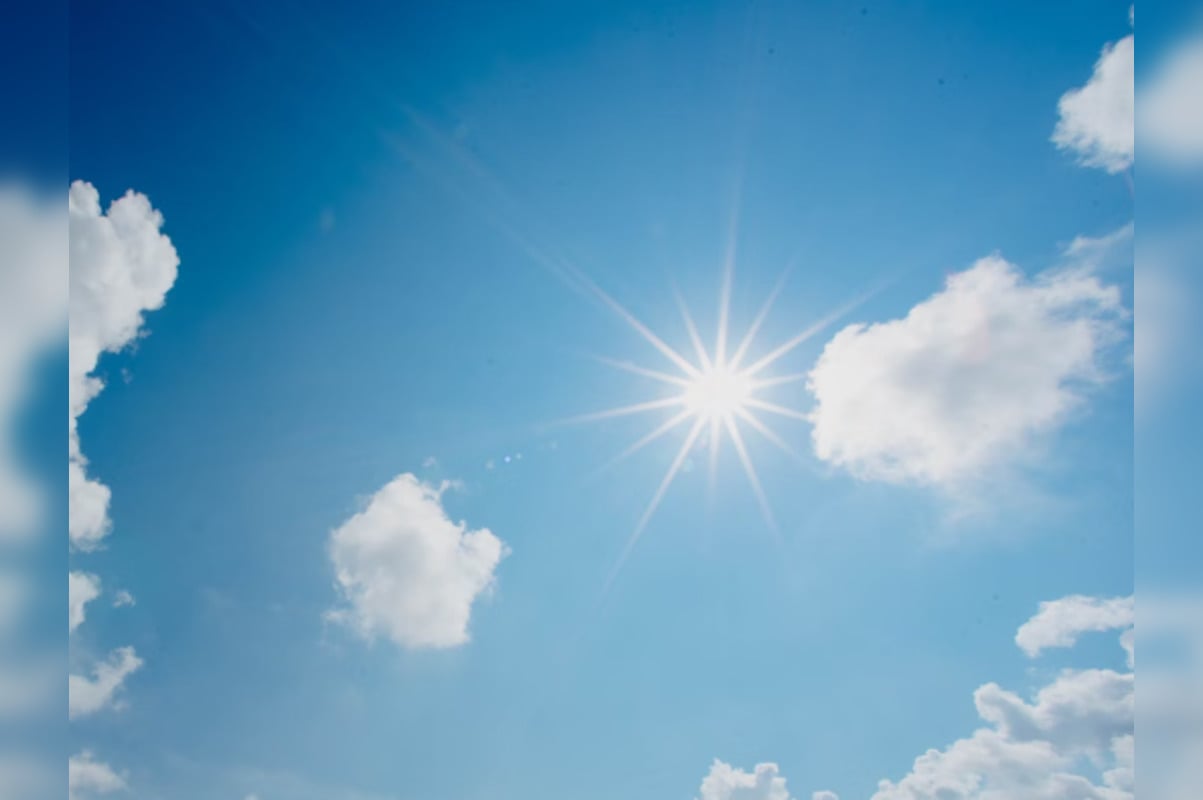 Sunny Start in Seattle with Higher Temps on the Horizon Before Rain