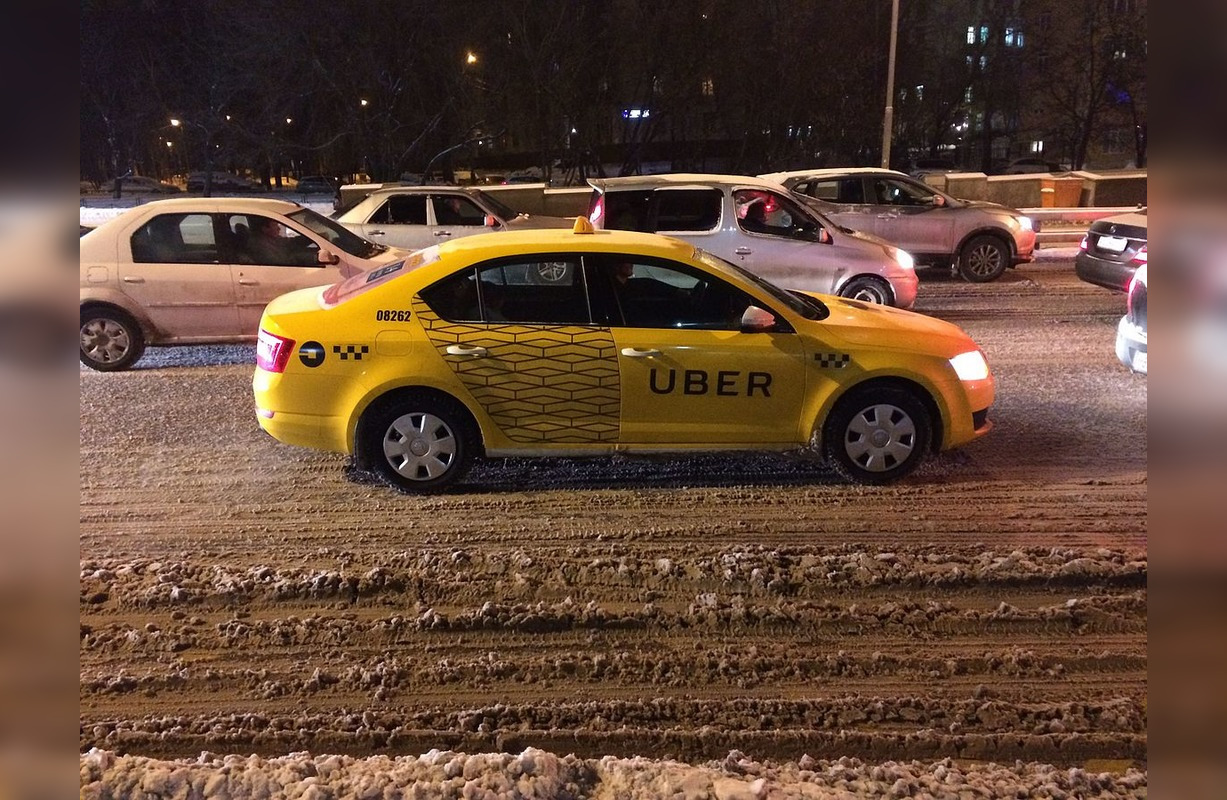 Uber Shifts Gears in Chicago, Integrating Traditional Taxis into App