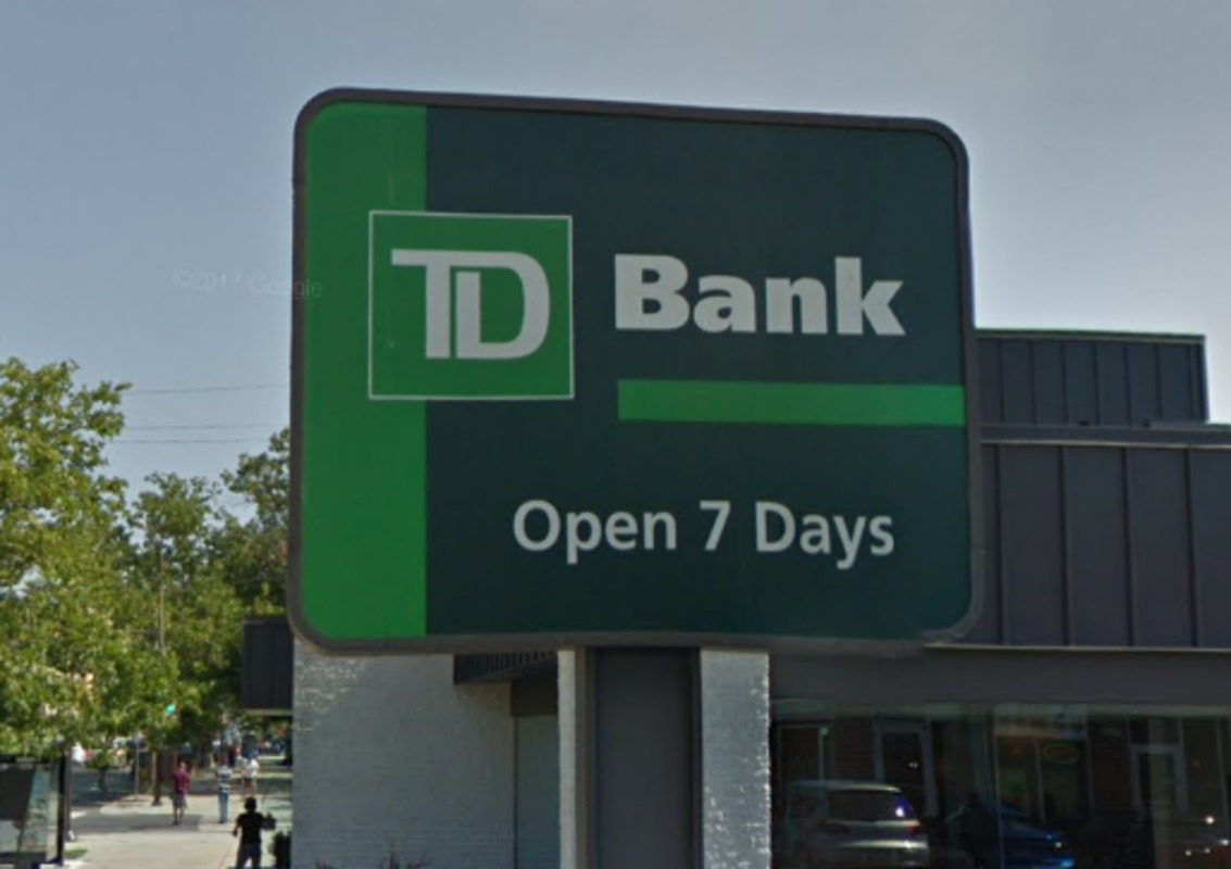 TD Bank Unleashes Dog-Friendly ATM in South Philadelphia, Dispensing