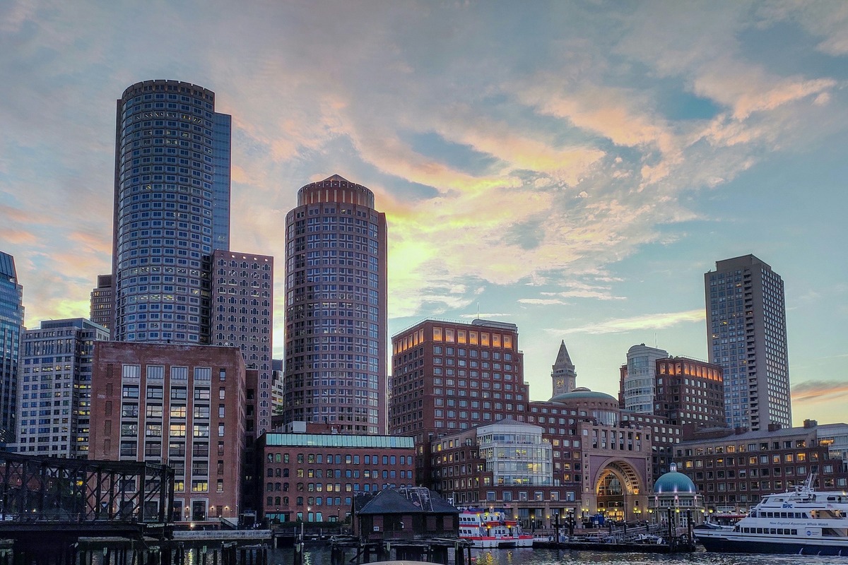Boston to See Mild and Partly Cloudy Weekend with Mother's Day Showers