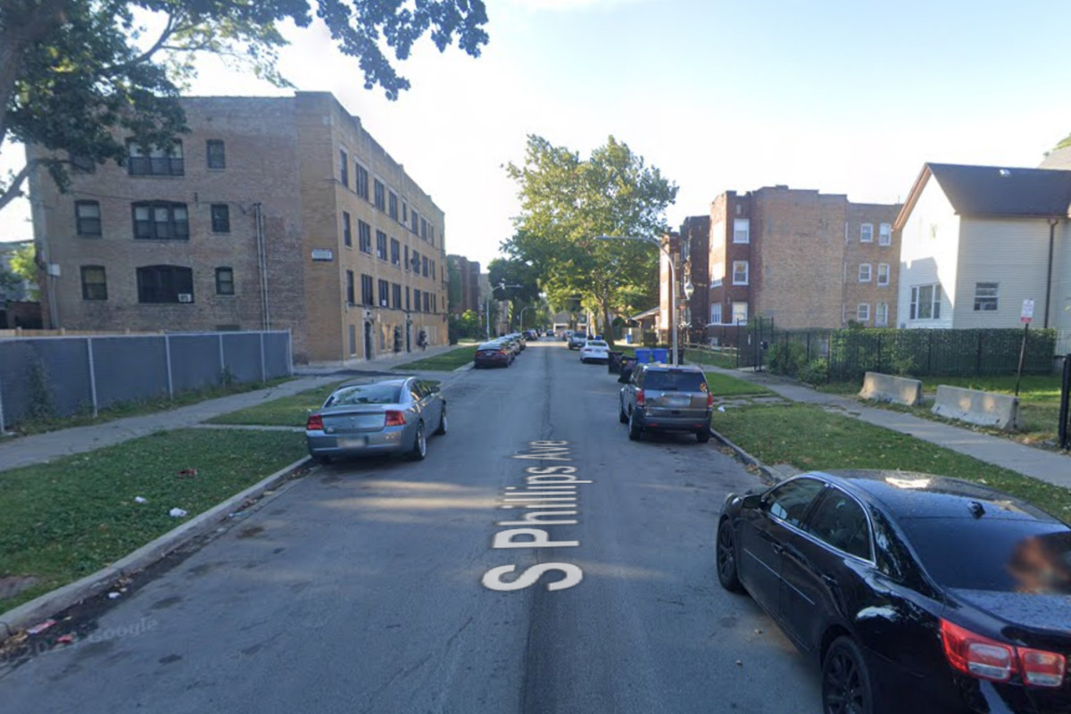 Chicago's Grand Crossing Neighborhood on Edge After Series of