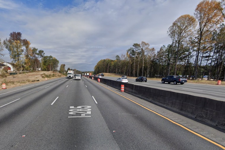 Fatal Collision on I-20 in Atlanta Claims One Life, Injures Three as