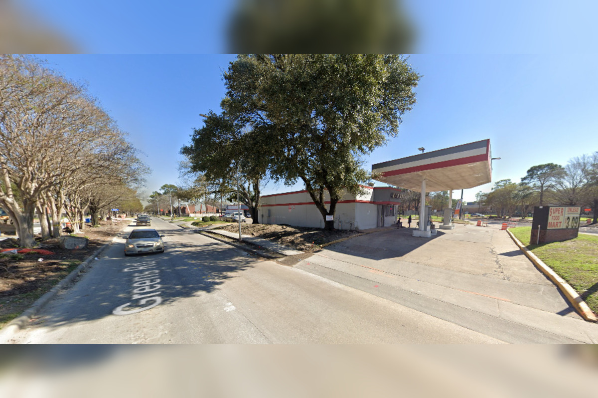 Houston Police Investigate Fatal Shooting in Greenspoint Area, No