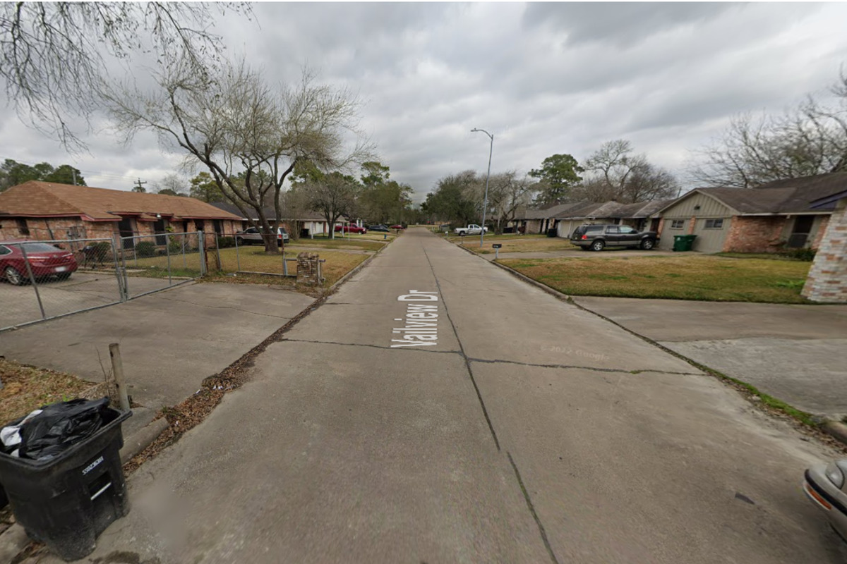 Houston Police Seek Andre Arvin Shaw Accused of Aggravated Assault