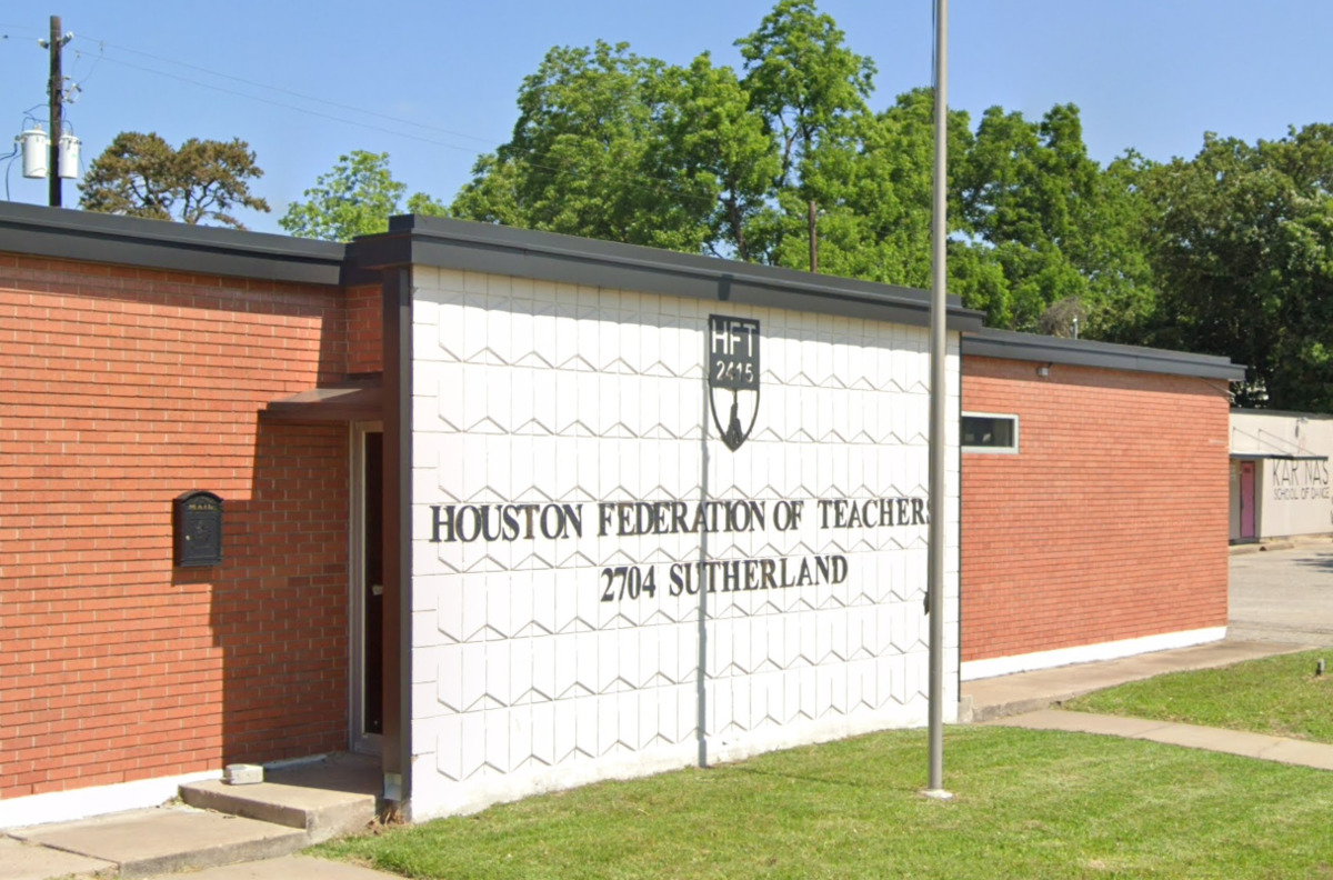 Houston Teachers Cast 'No Confidence' Vote in HISD Superintendent Mike