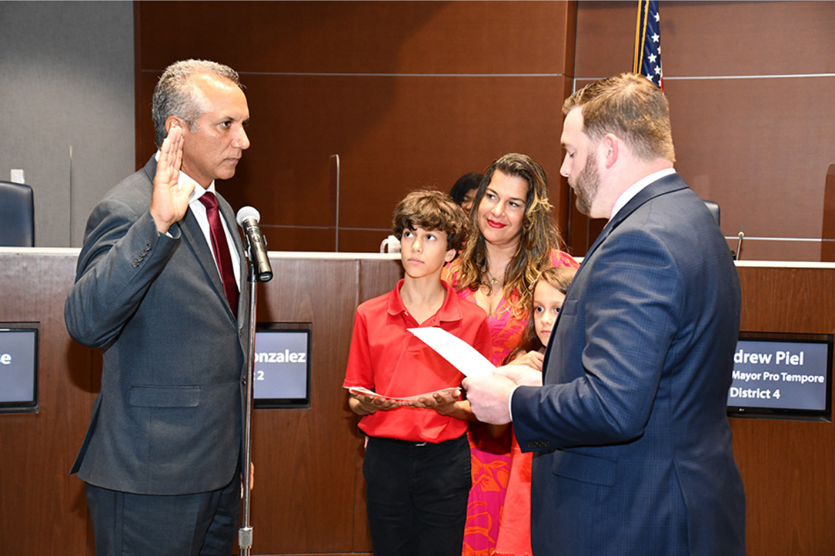 Mauricio Galante Joins Arlington City Council, Incumbents Secured in