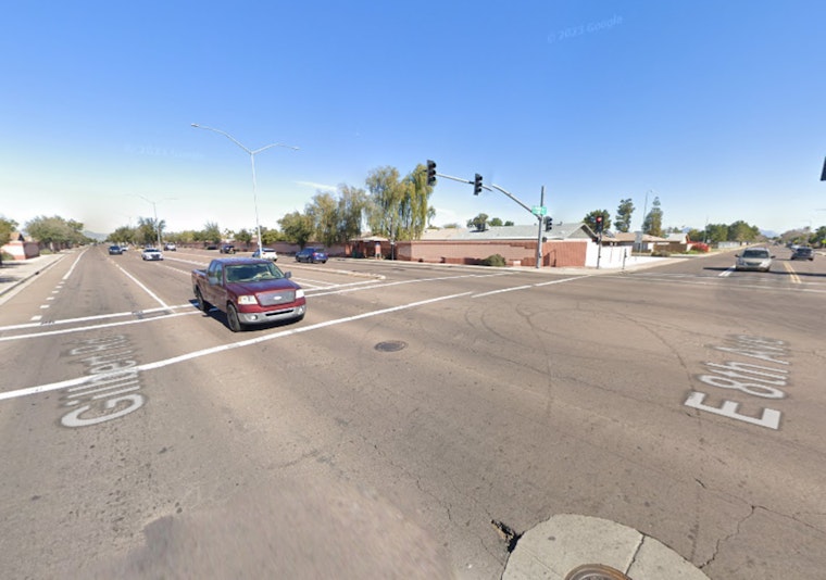 Mesa Fire Leaves One Dead as First Responder Teams Contain Blaze,