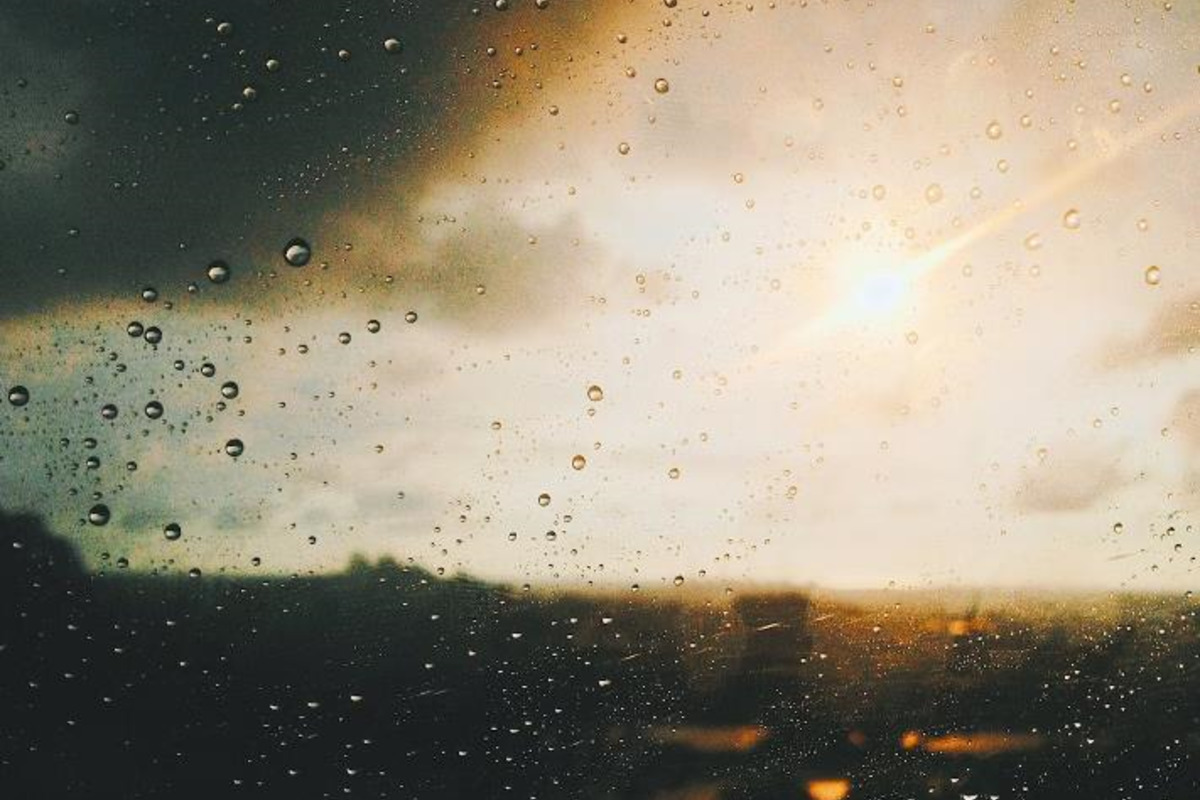 Miami Braces for Scorching Heat with Potential Afternoon Storms,