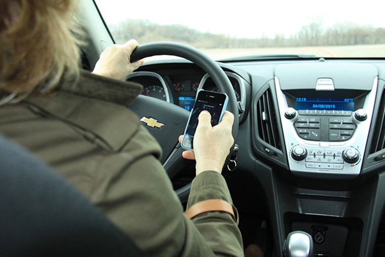 Minnesota Police Issue Over 5,000 Citations for Distracted Driving in