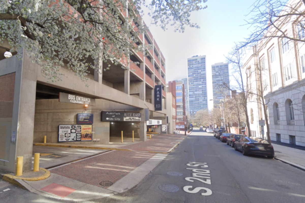 Philadelphia Weighs Pilot Bus Terminal Relocation Plan Amidst Old City